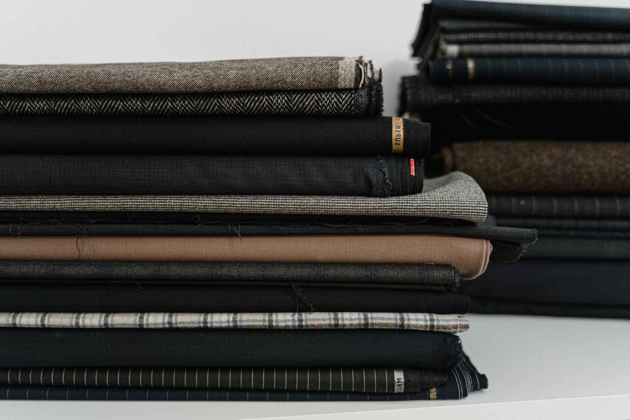 Textile Materials in Tailoring: Types of Materials and Their Properties